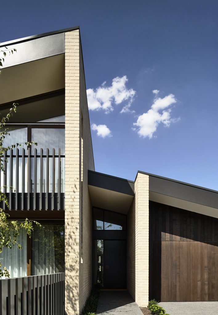 Gallery of Eaglemont House by InForm Design / The Local Project