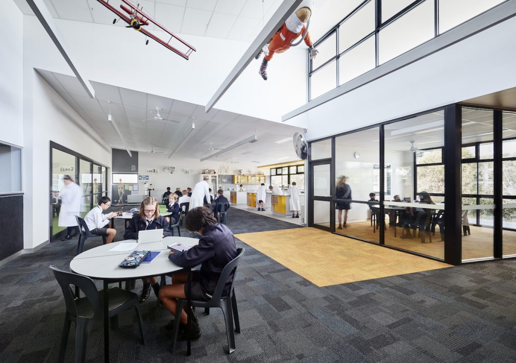 Sandringham College Discovery Centre by Clarke Hopkins Clarke ...