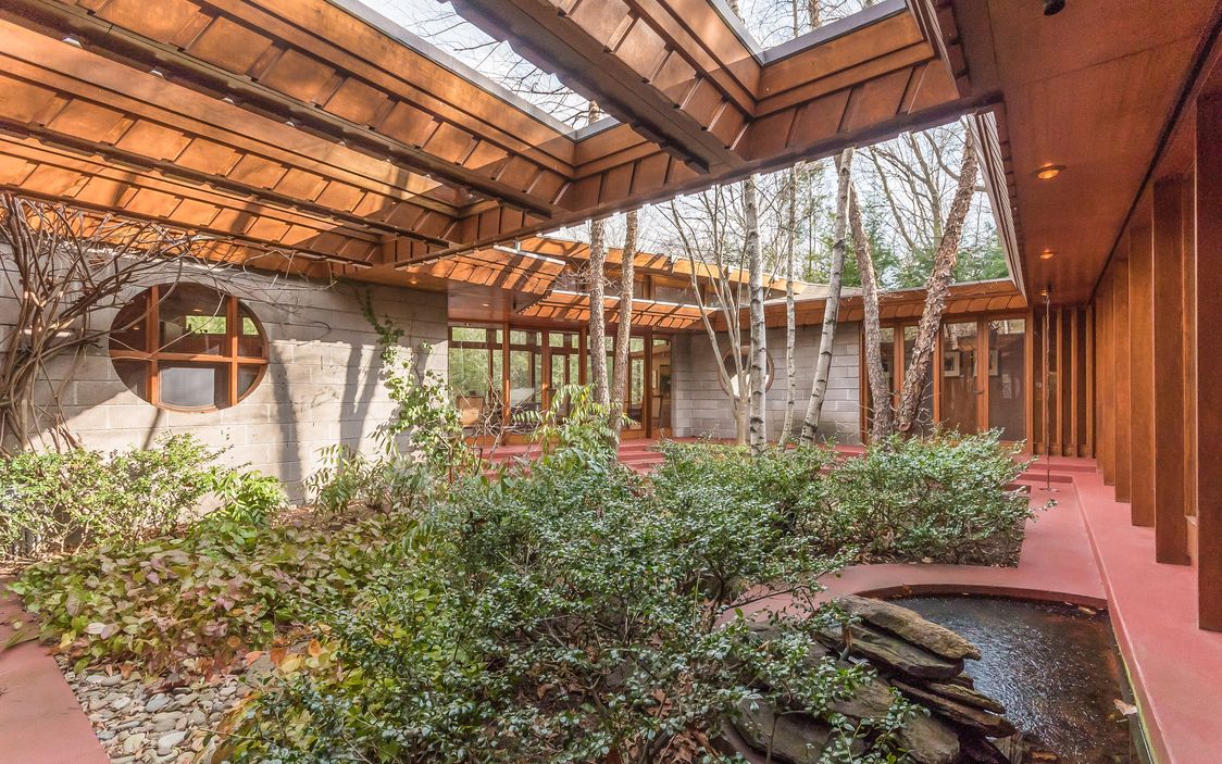 Frank Lloyd Wright’s Rayward-Shepherd House For Sale | Article, News ...
