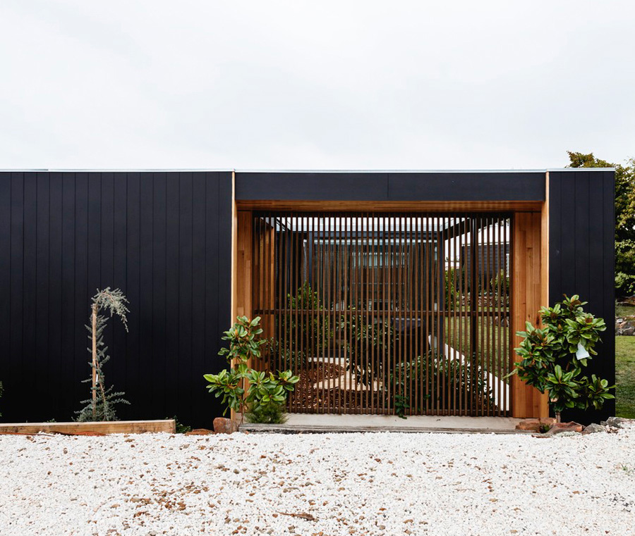 Gallery of Five Yards House by Archier Architecture / The Local Project