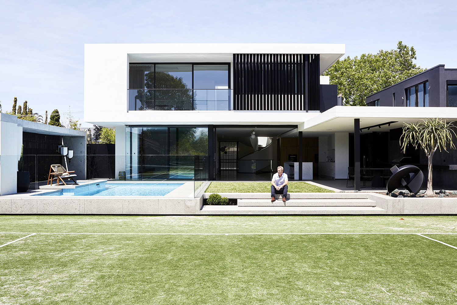 Feature Interview: Nick McKimm & The Howitt Project / The Local Project