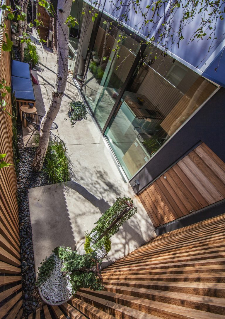 Gallery of Skin Box House by McMahon and Nerlich / The Local Project