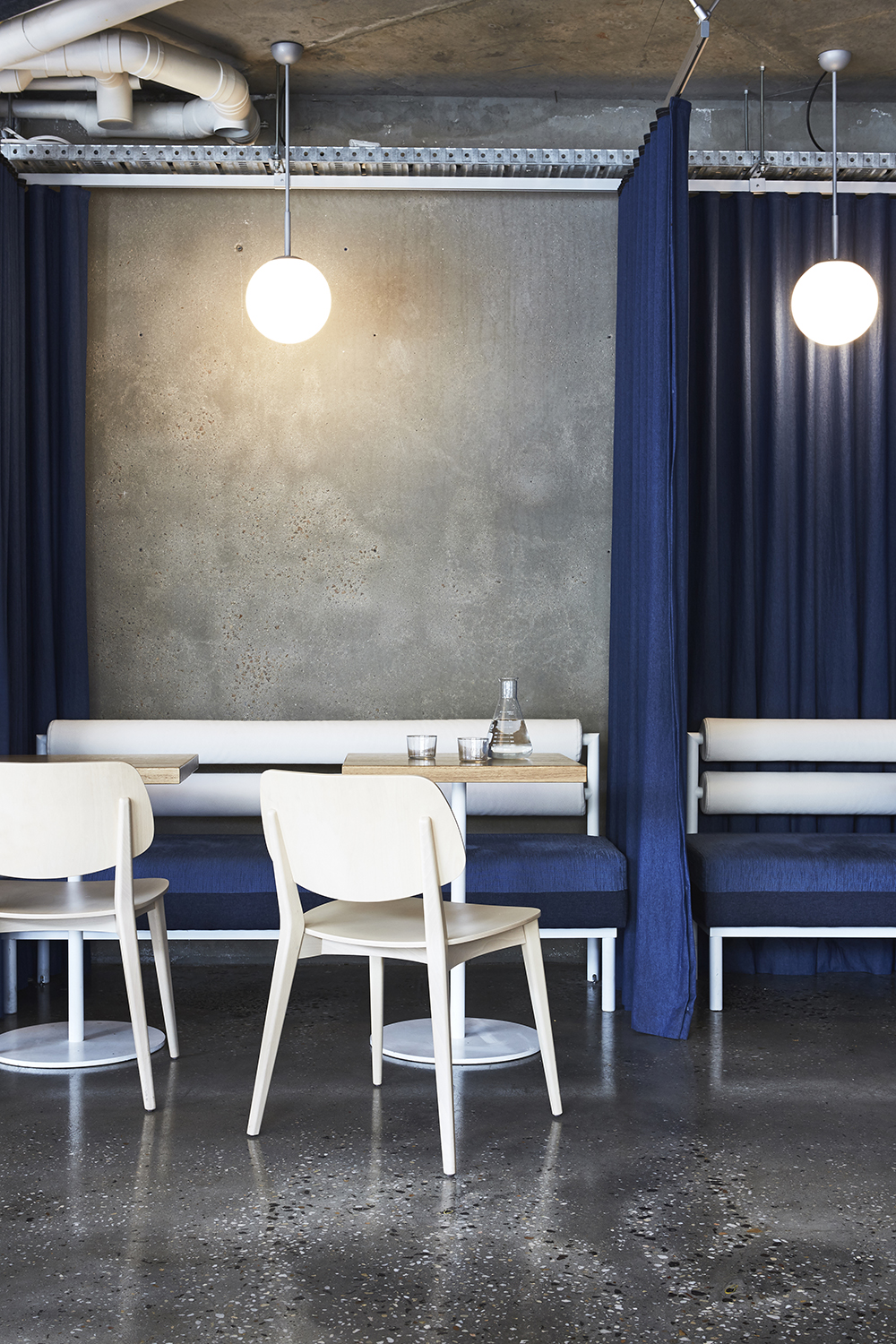 Eid, Albert & Lights in the Attic Cafe - Architects EAT / The ...