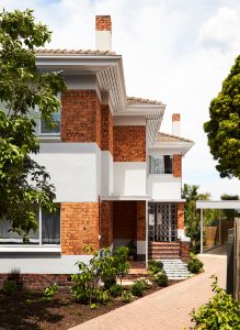 Gallery of Holroyd Court by Foomann Architects / The Local Project