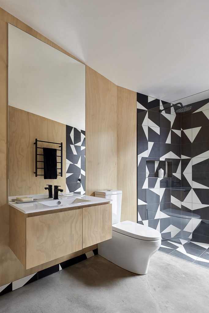 Gallery of 82 Degrees by Meaghan White Architect / The Local Project