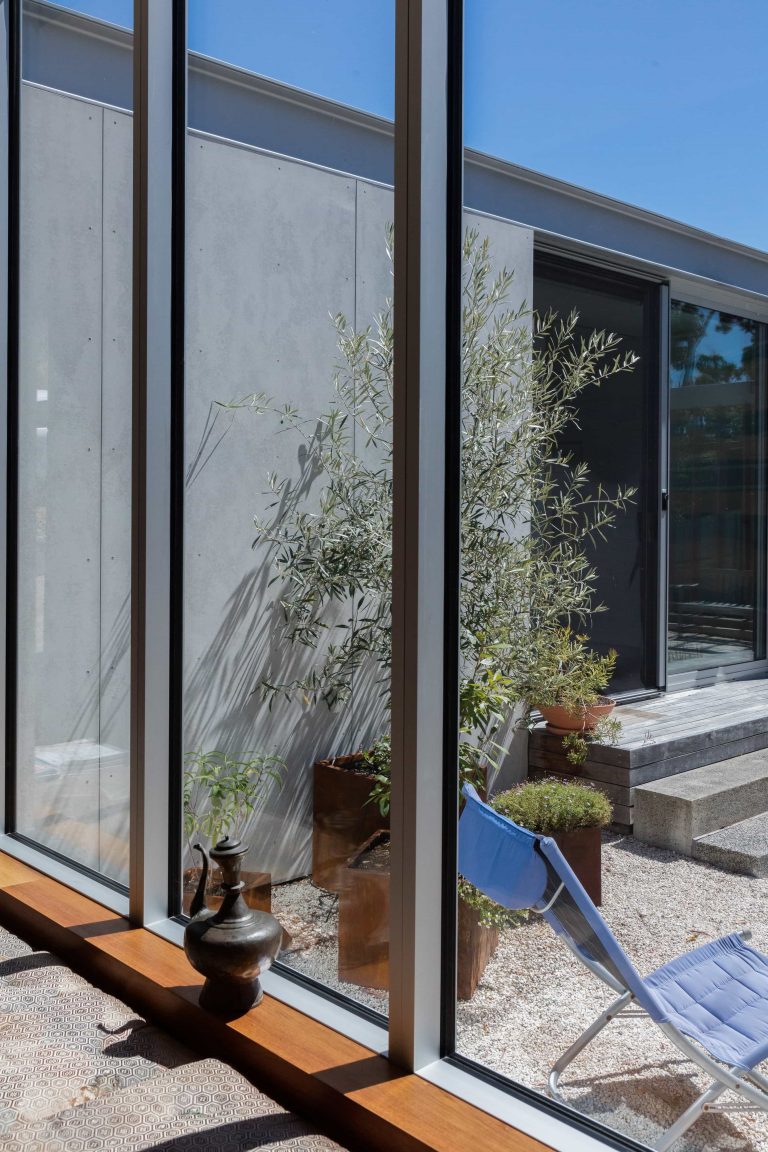 Elms House by Stuart Tanner Architects - Architecture Project - Tasmania