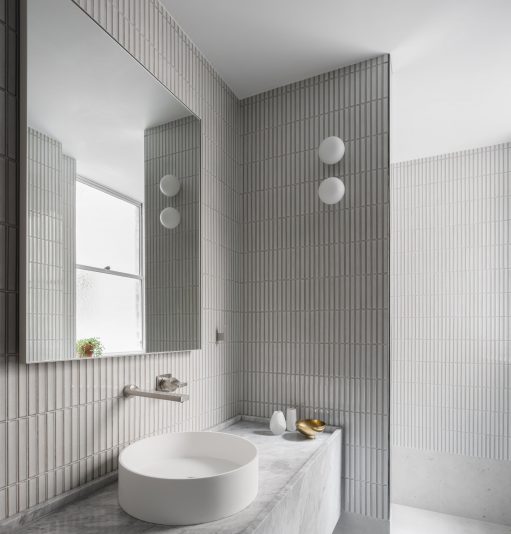 Challis Avenue Apartment by Retallack Thompson - Art Deco Architecture