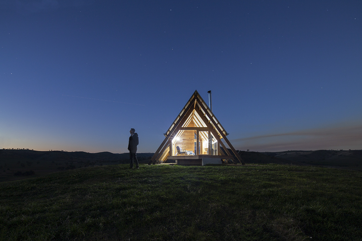 JR's Eco Hut by Luke Stanley Architects | Remote Living & Sustainability