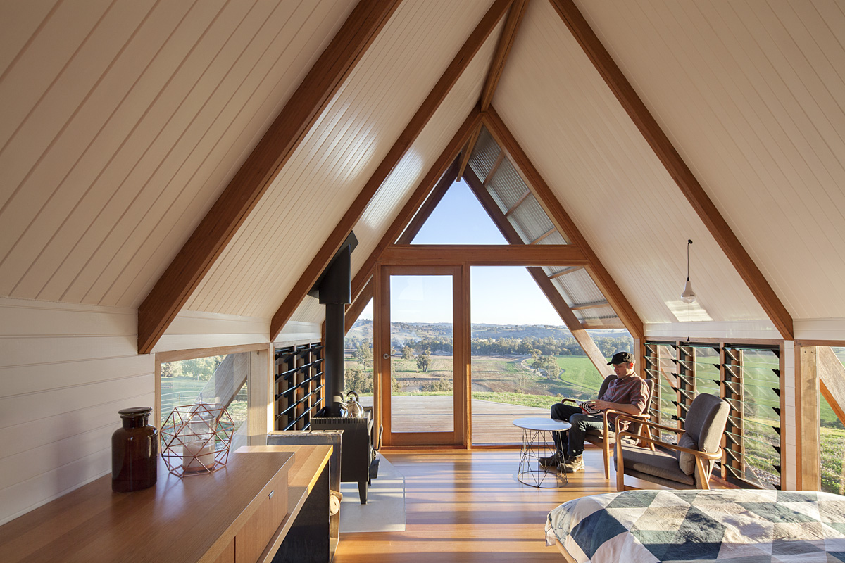 JR's Eco Hut by Luke Stanley Architects | Remote Living & Sustainability