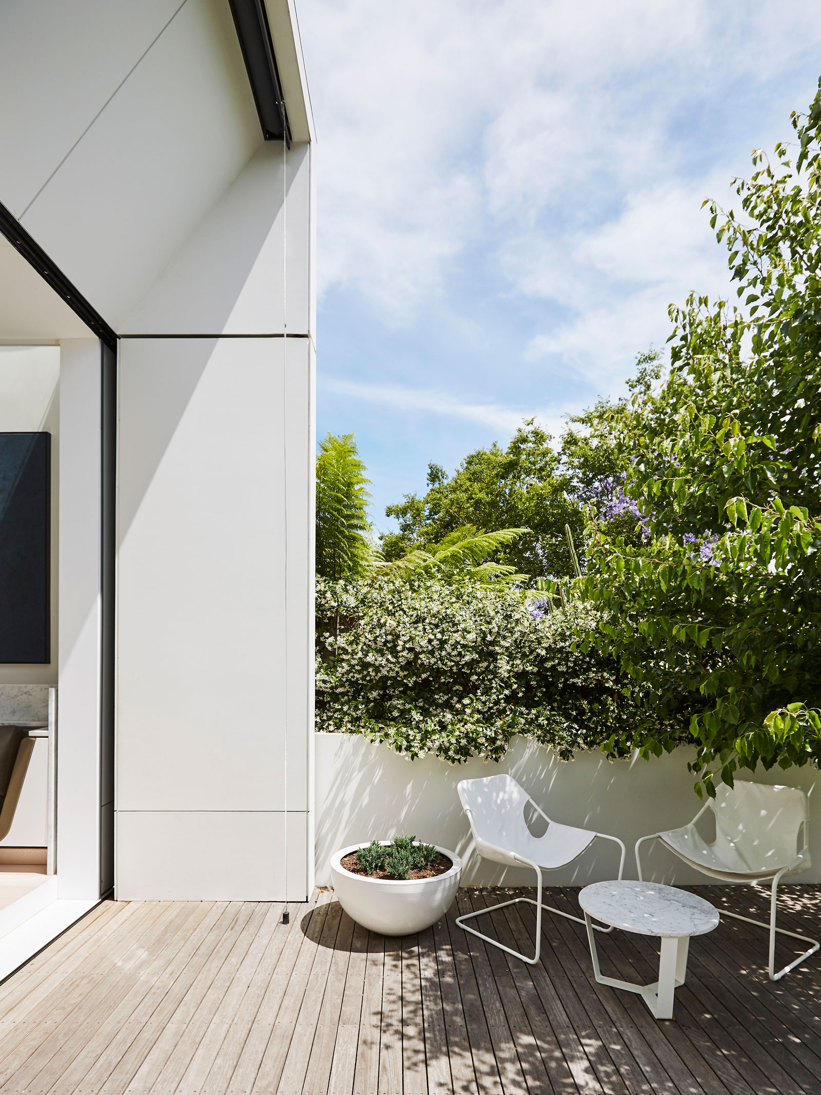 Regent by Smart Design Studio-Sydney Home Design Natural Light Inward
