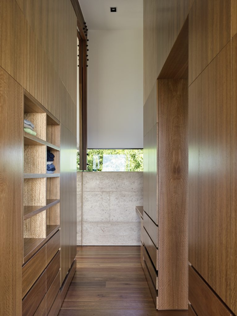 Ridge House by Sparks Architects-Sunshine Coast House Design