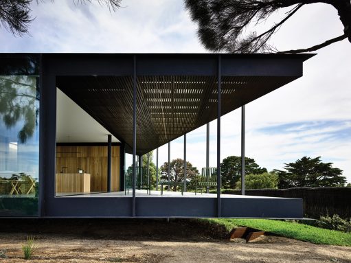The Bluff House by Rob Kennon Architects - Coastal Australian Architecture