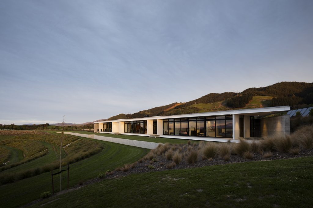 Matheson House by Warren and Mahoney - New Zealand Architecture