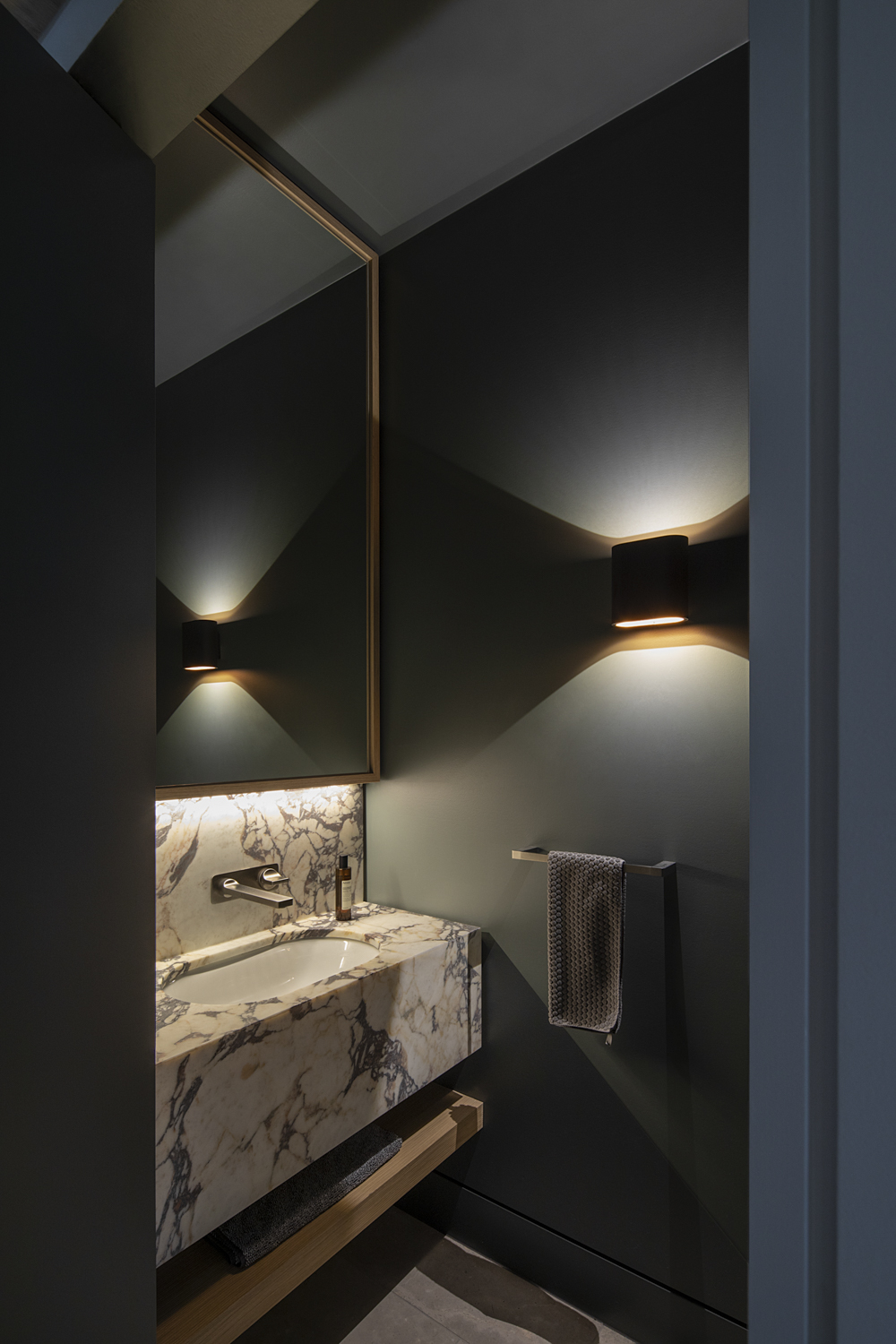 Nelson House by Neil Architecture - Balance and Seclusion Home Design