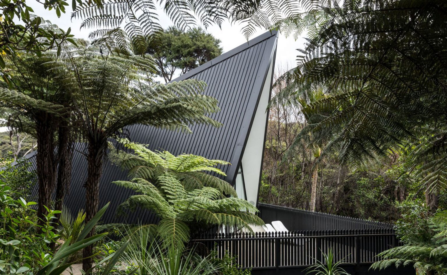 Tent House by Chris Tate Architecture | Project Feature | Auckland, NZ