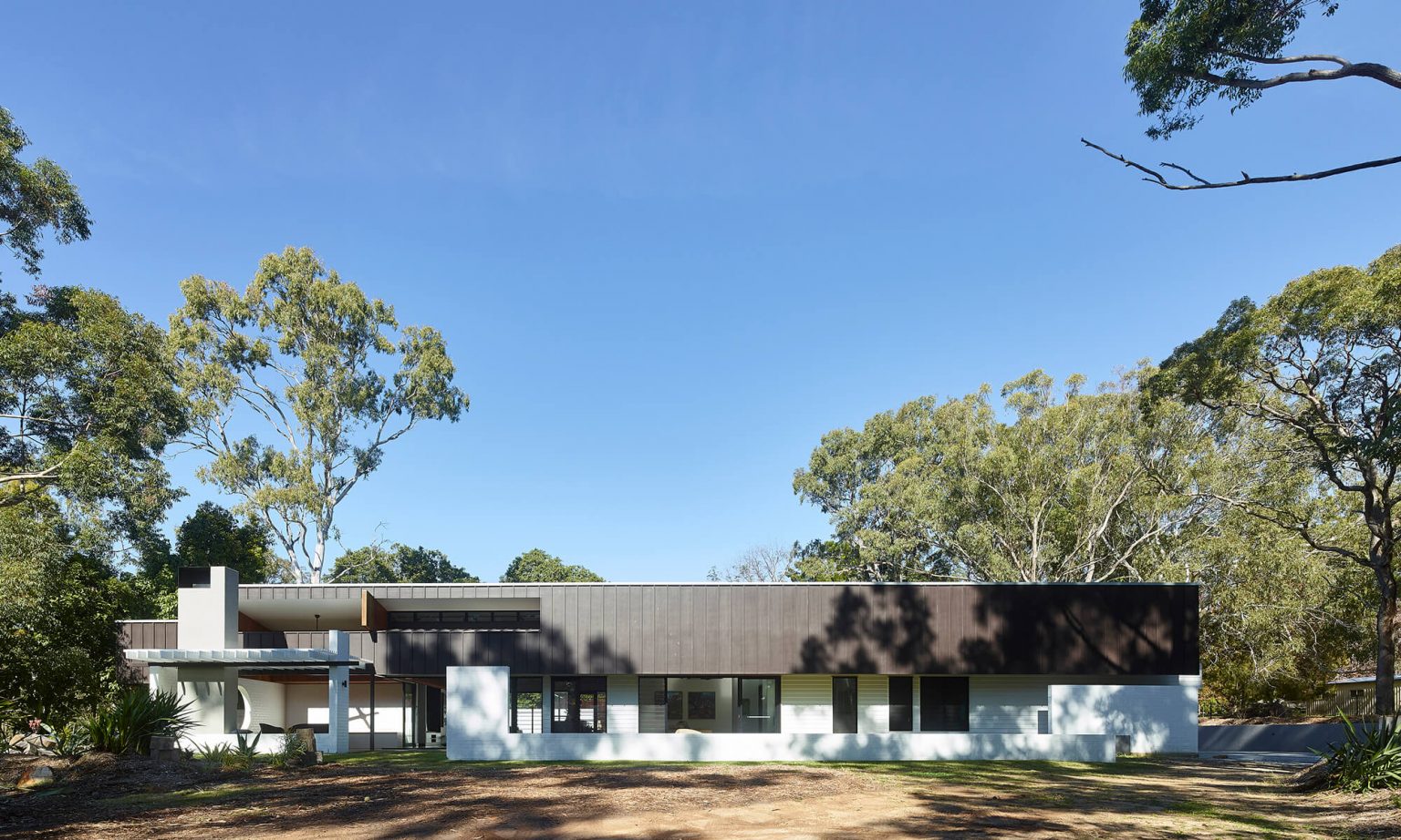 Roscommon House by Neil Cownie Architect - The Local Project