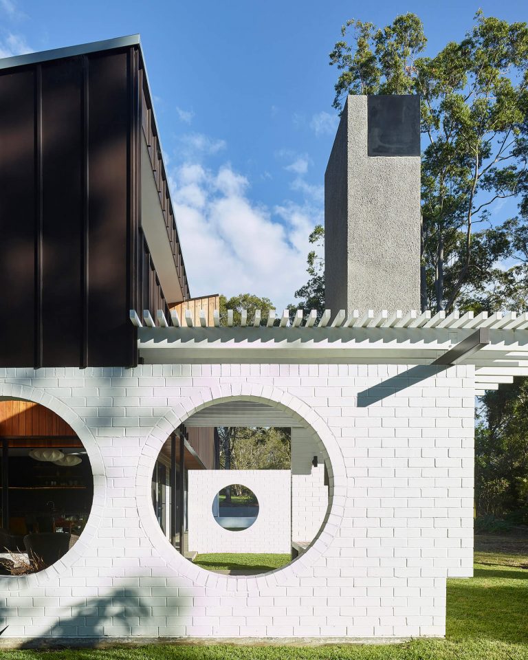 The Long House by Shaun Lockyer Architects - The Local Project