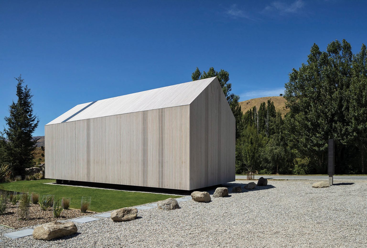 Abodo Wood's Cardrona Cabin - Issue 03 Feature - The Local Project