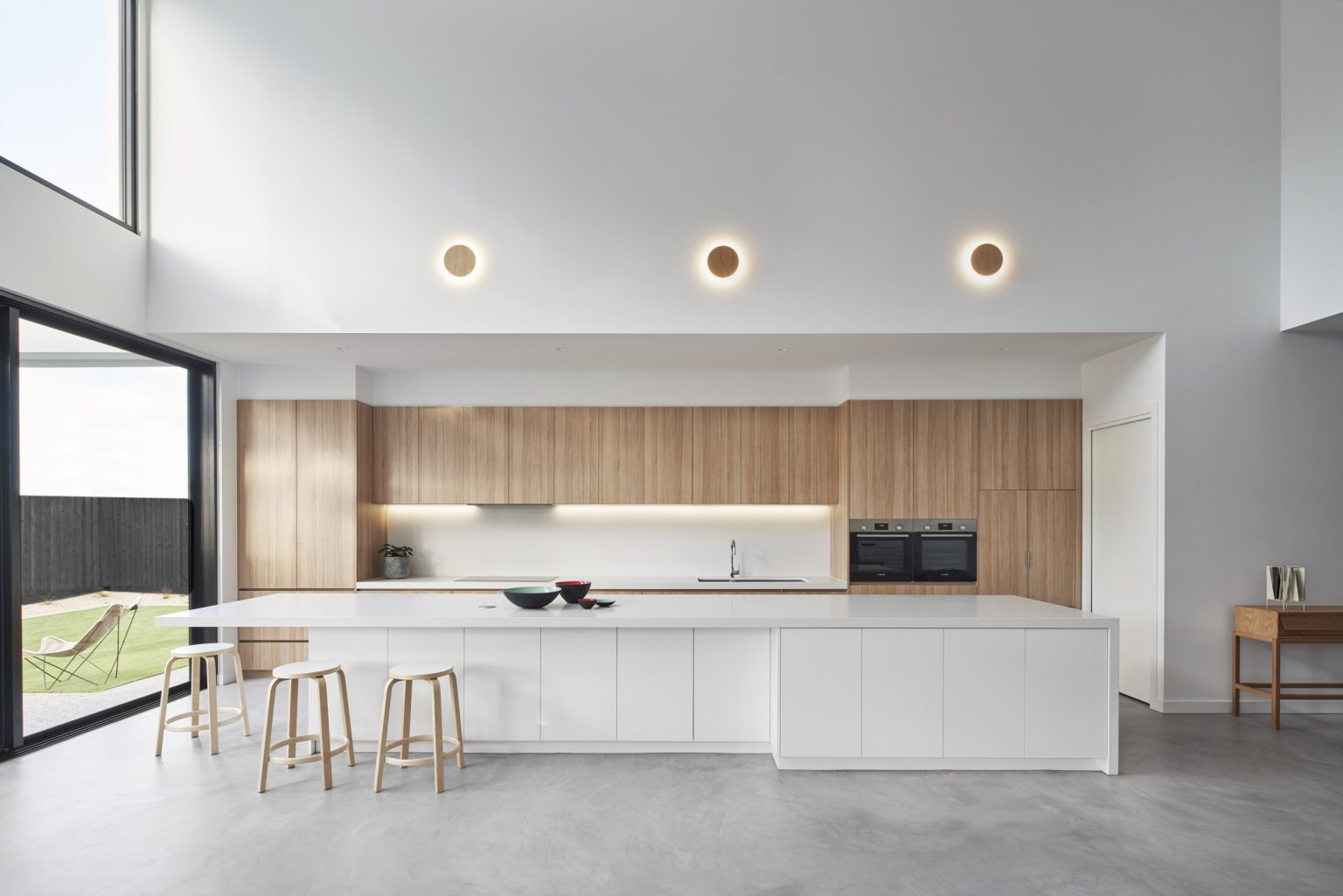 Contemporary Beachside Living – Sussex by Mancini Made - Issue 03 ...