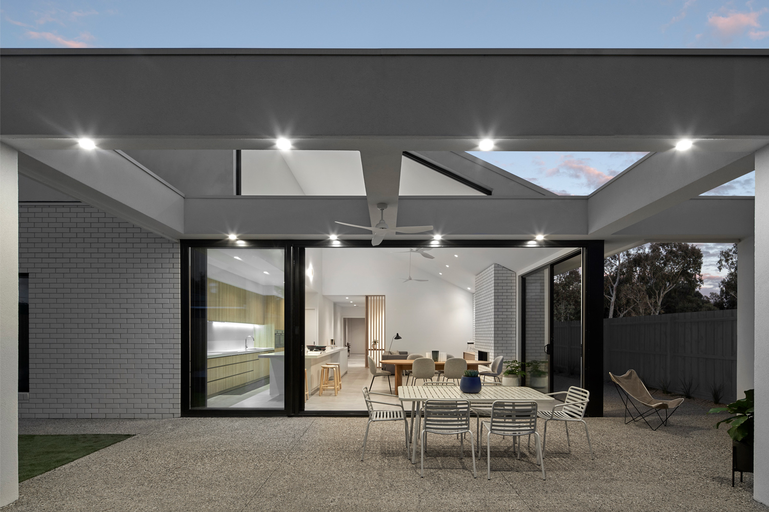 Contemporary Beachside Living – Sussex by Mancini Made - Issue 03 ...