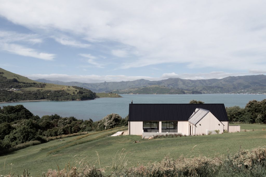 Banks Peninsula House by Made Architecture and Lume Design - Project ...
