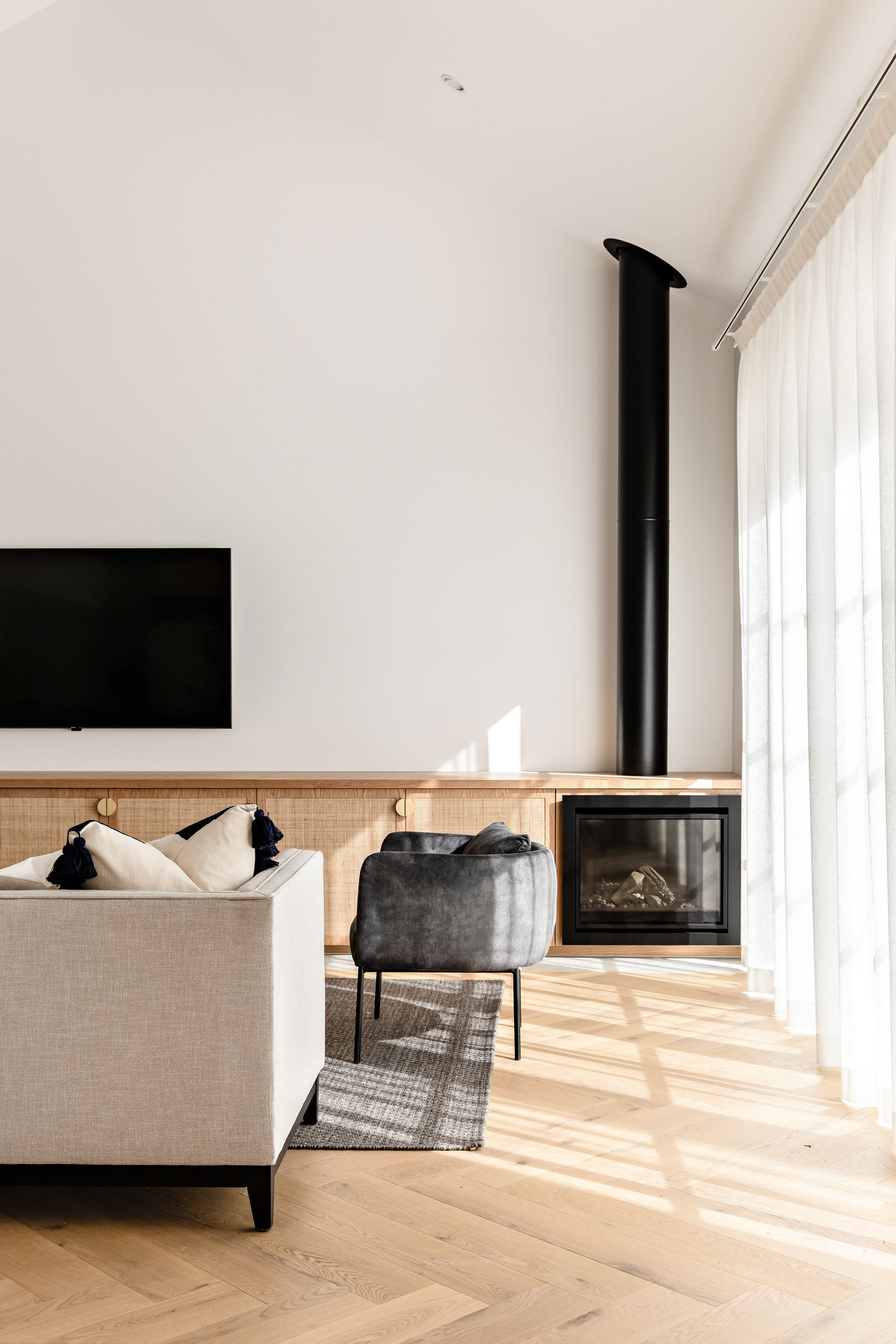 Escea Fireplaces - Company Profile - The Local Project