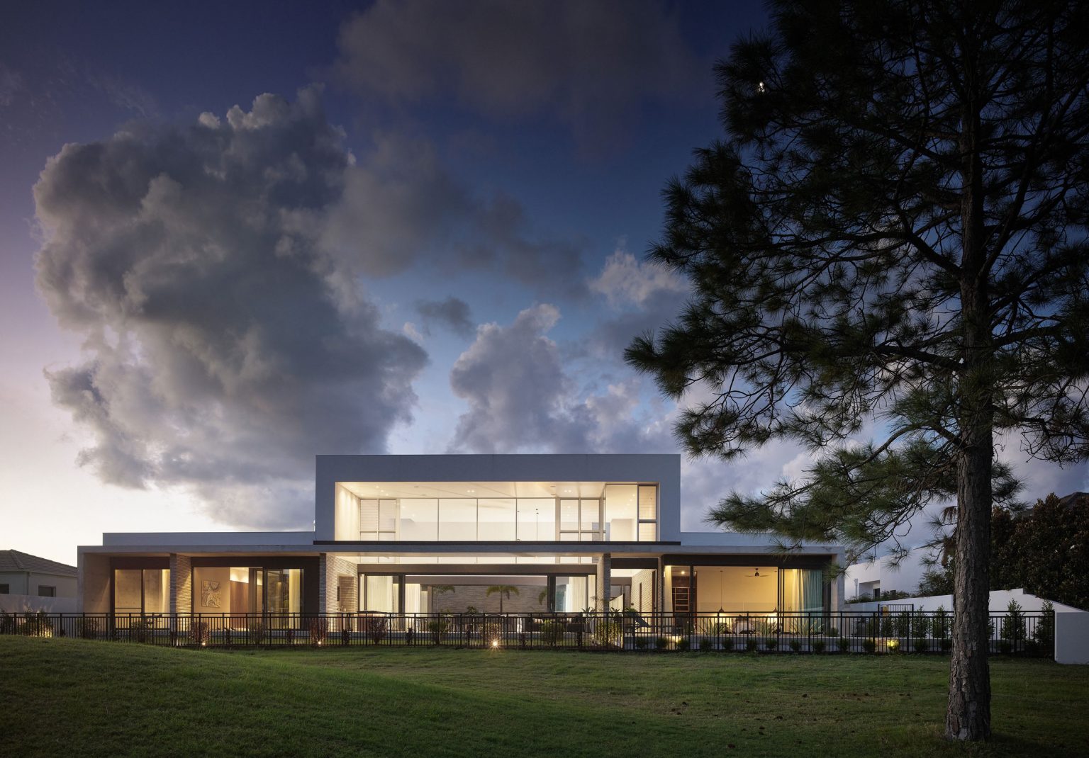 LA Residence by Paul Conrad Architects - Project Gallery - The Local ...