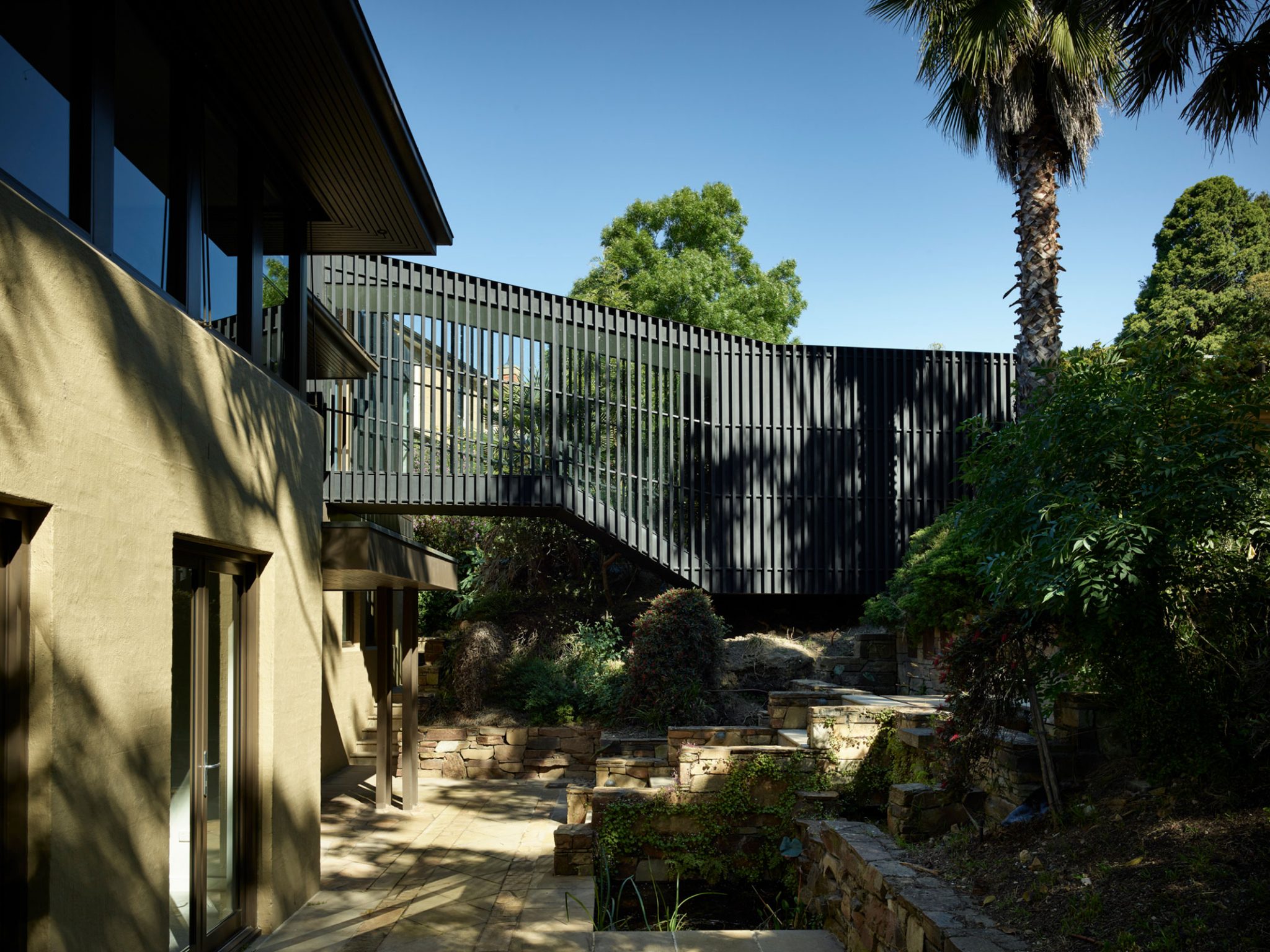 The Boulevard House by Michael Ong Design Office - Project Feature ...