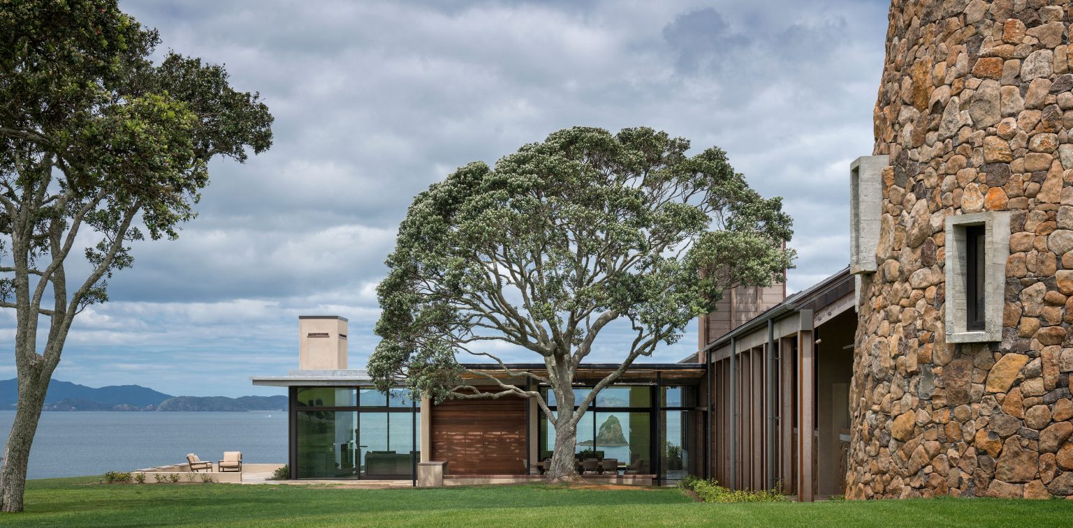 Auckland House by Cheshire Architects & Lucas Design Associates ...