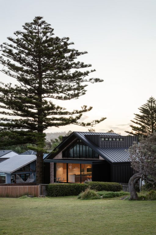 Lightwells House by Ian Bennett Design Studio - Project Feature - The ...