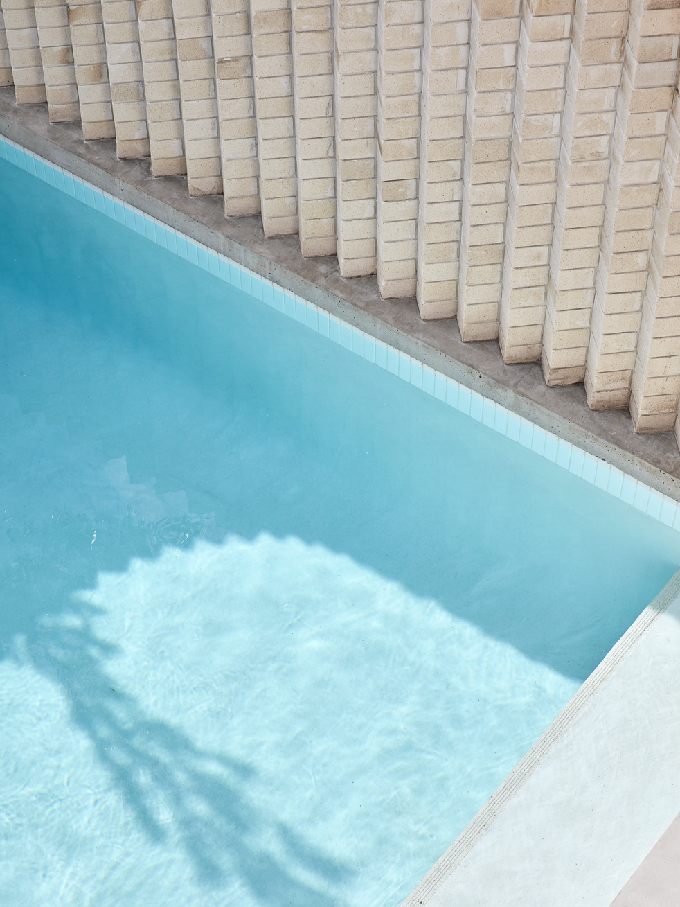 Owston Hill by Meaghan White Architect - Issue 05 Feature - The Local ...