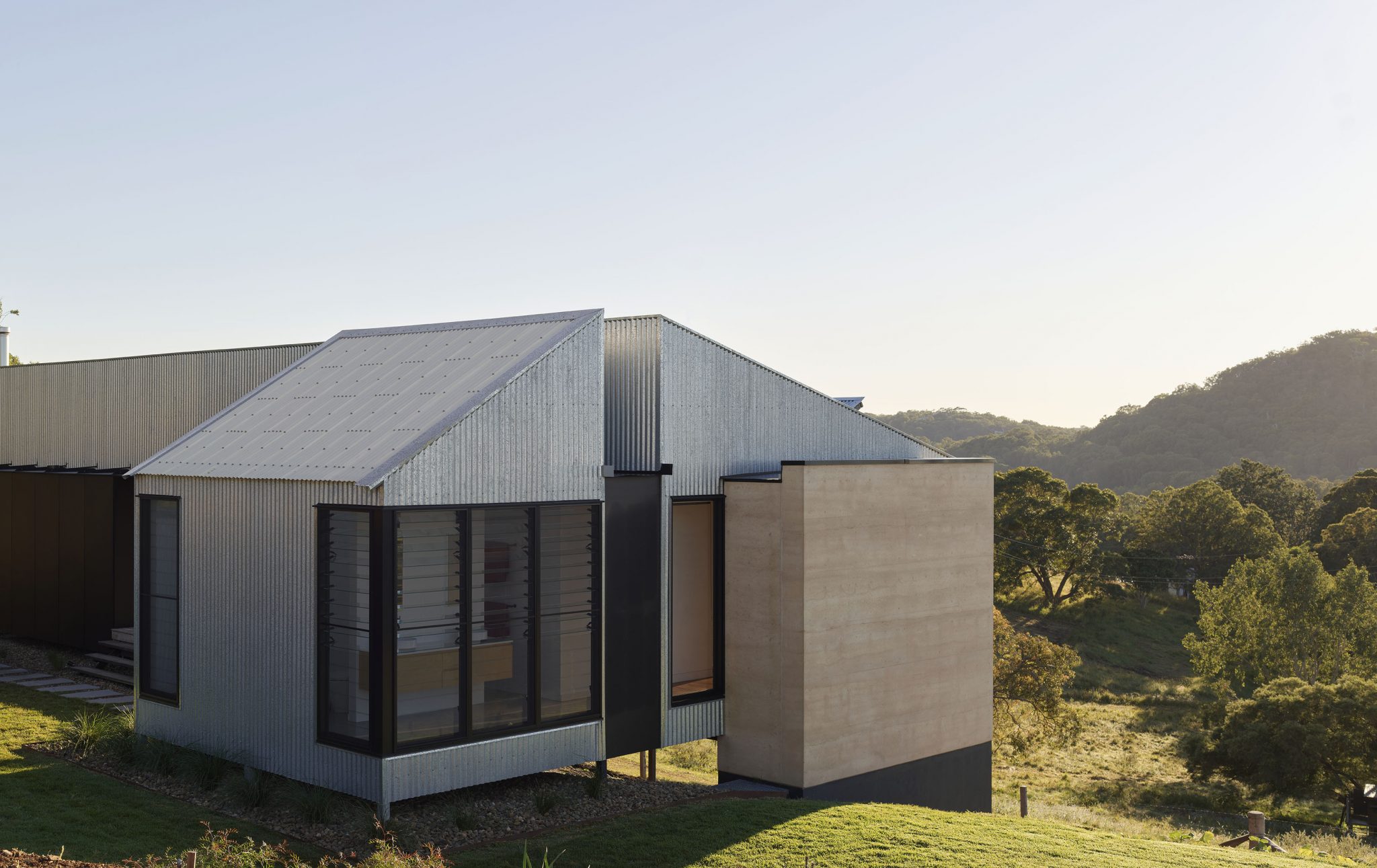 Feather House by Irving Smith Architects - Project Feature - The Local ...