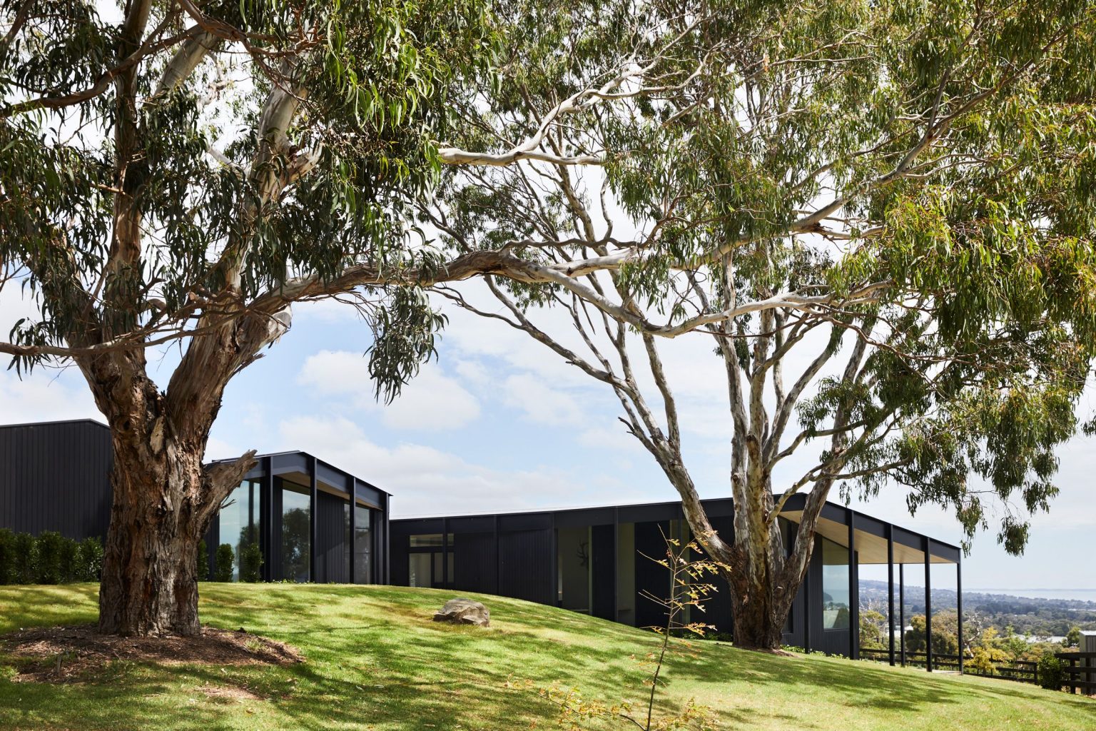 Thredbo Chalet by Nicholas Gurney - Issue 05 Feature - The Local Project