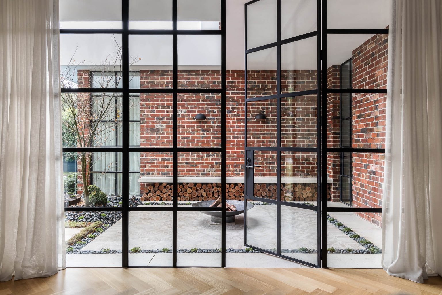 Deco House by Dean Dyson Architects - Project Gallery - The Local Project