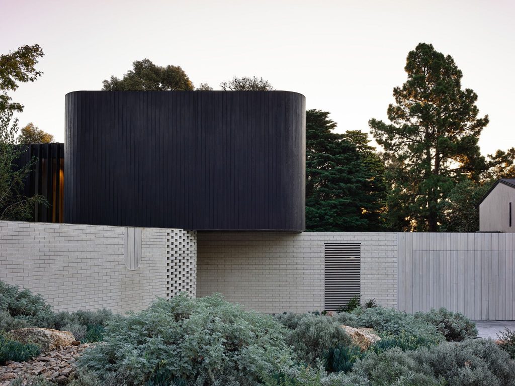 Hero Penthouse by markowitzdesign and Stavrias Architecture - Project ...