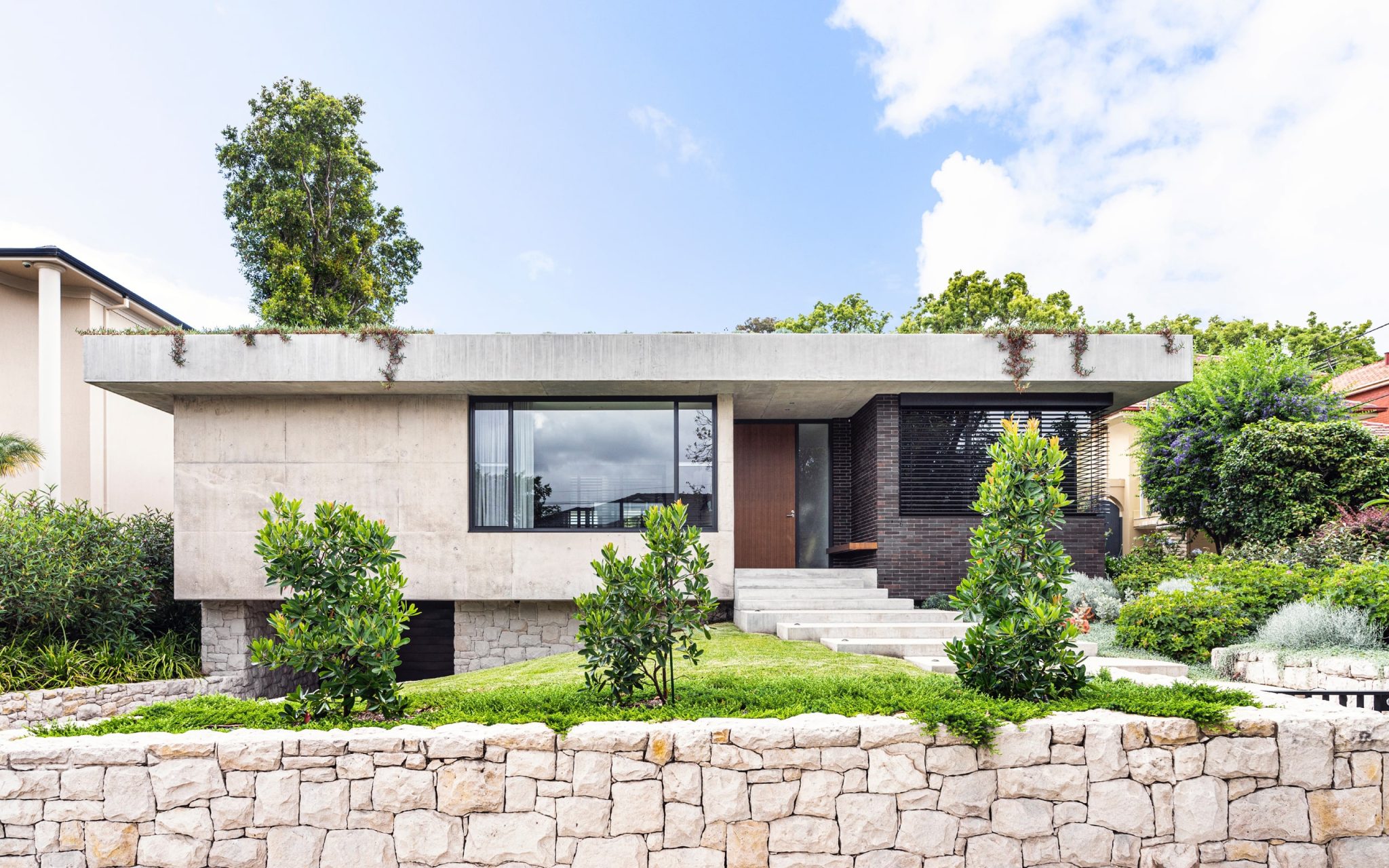 Mid-Century House by SRAI and Alexandra Kidd Design - Project Feature ...