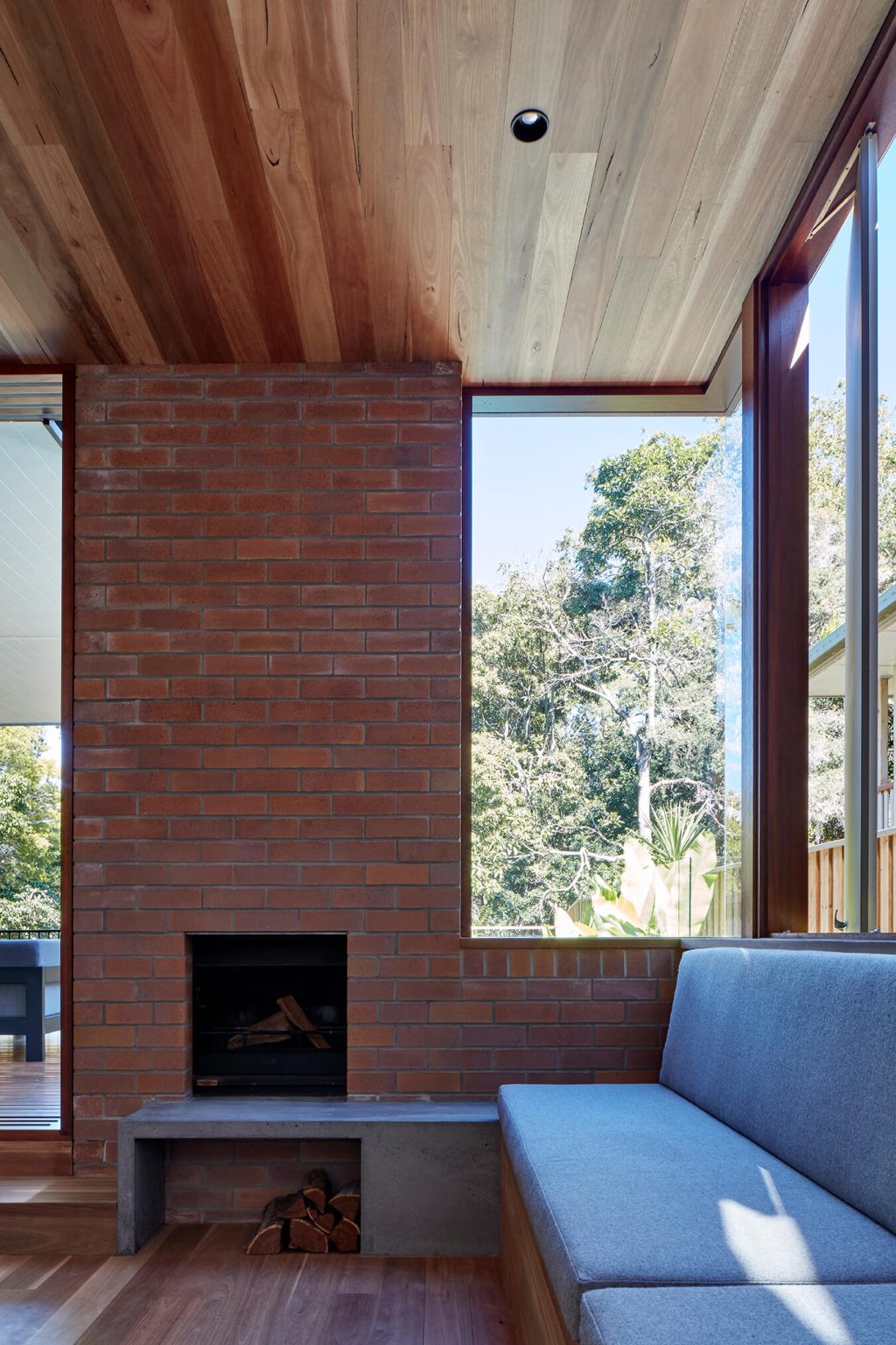 Raven House by Tim Stewart Architects - Project Gallery - The Local Project