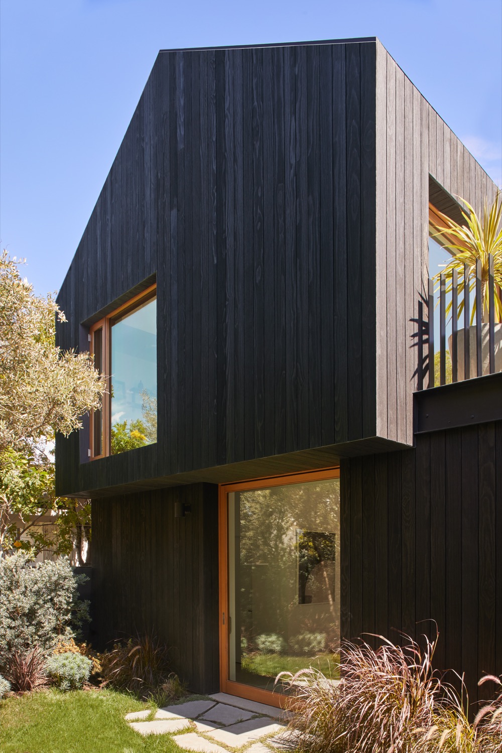 Ground House 107R by David Fewson - Issue 11 Video Feature - The Local ...