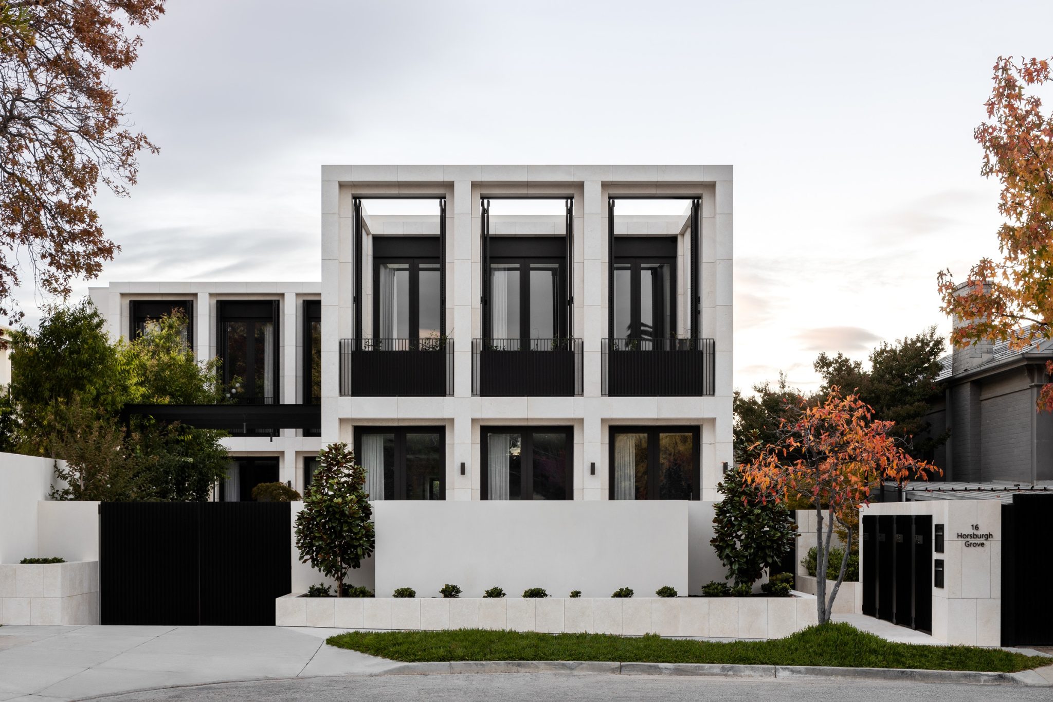 Armadale Residence by Paul Conrad Architects and Mim Design - Project ...