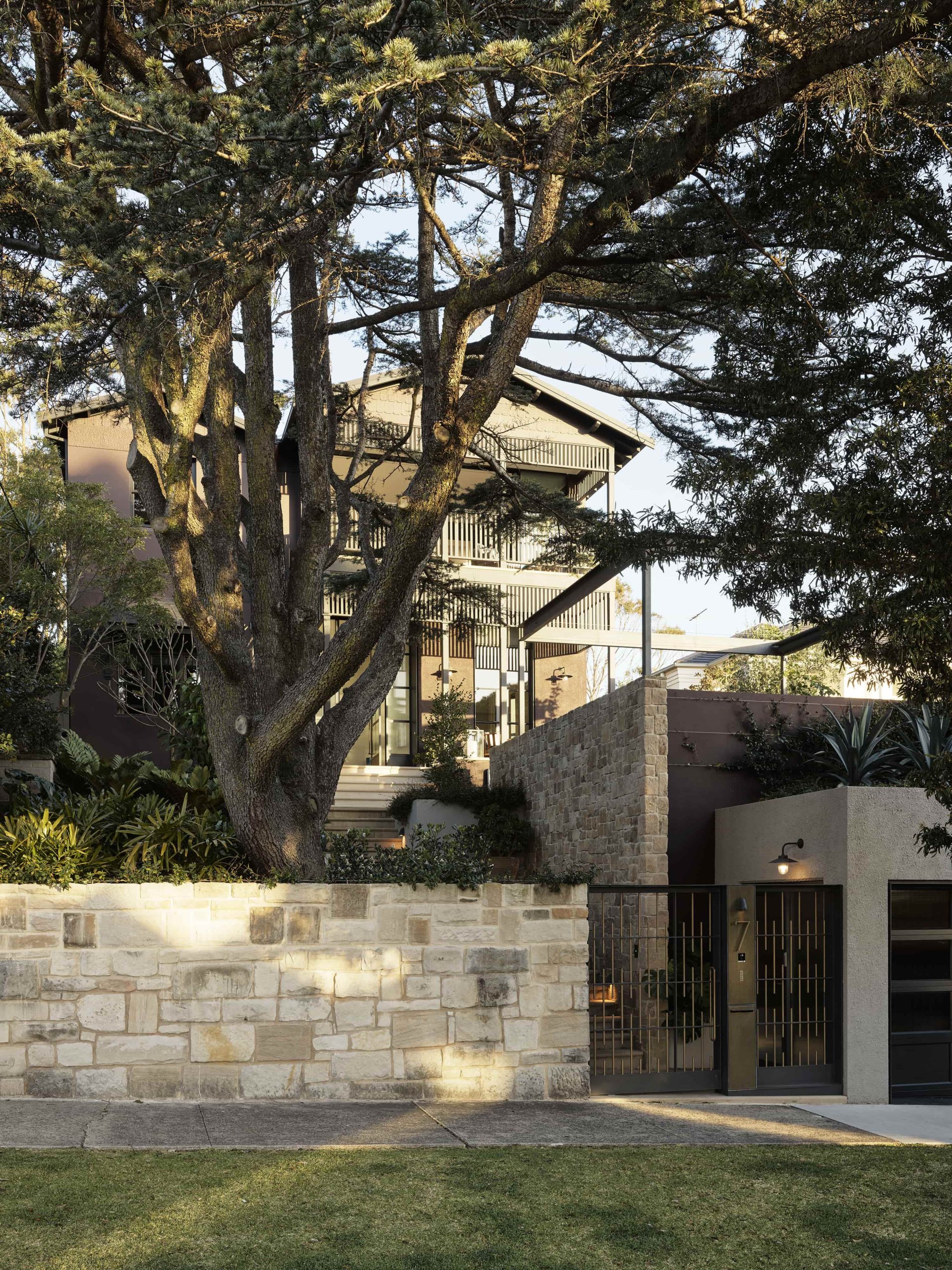 Fairweather House by Pohio Adams Architects - Project Feature - The ...