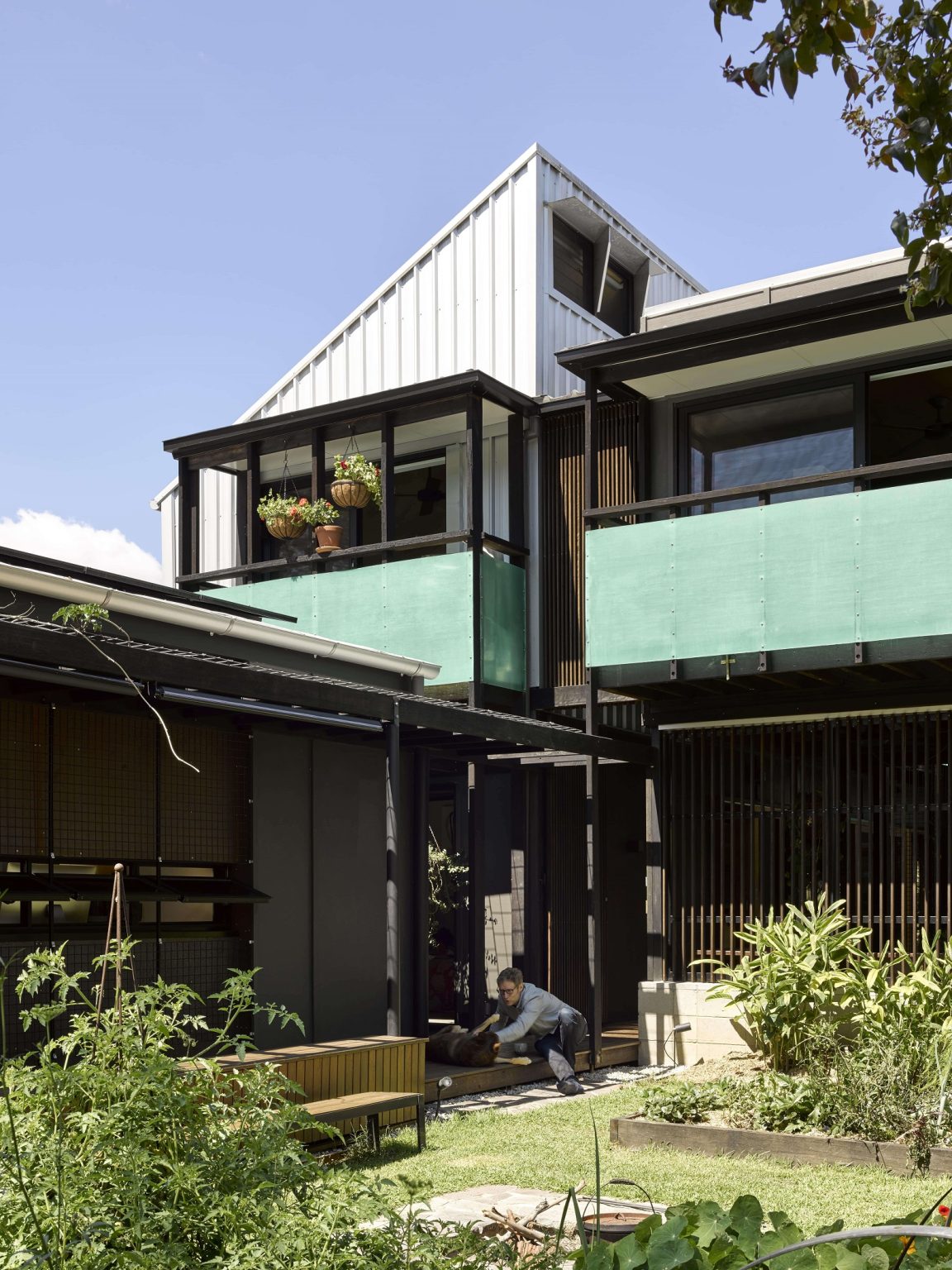 The Live Work Share House by Bligh Graham Architect - Project Gallery ...