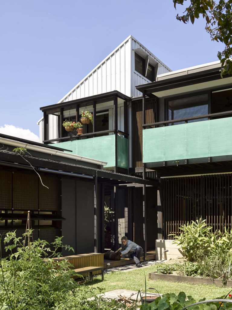 The Live Work Share House by Bligh Graham Architect - Project Gallery ...
