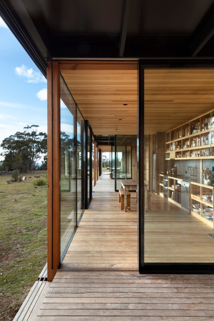 Waiheke House by Cheshire Architects - Video Feature - The Local Project