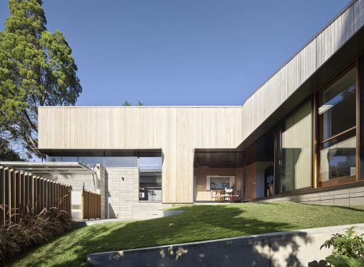 Red Hill House by Levesque & Derrick Architects - Project Feature - The ...