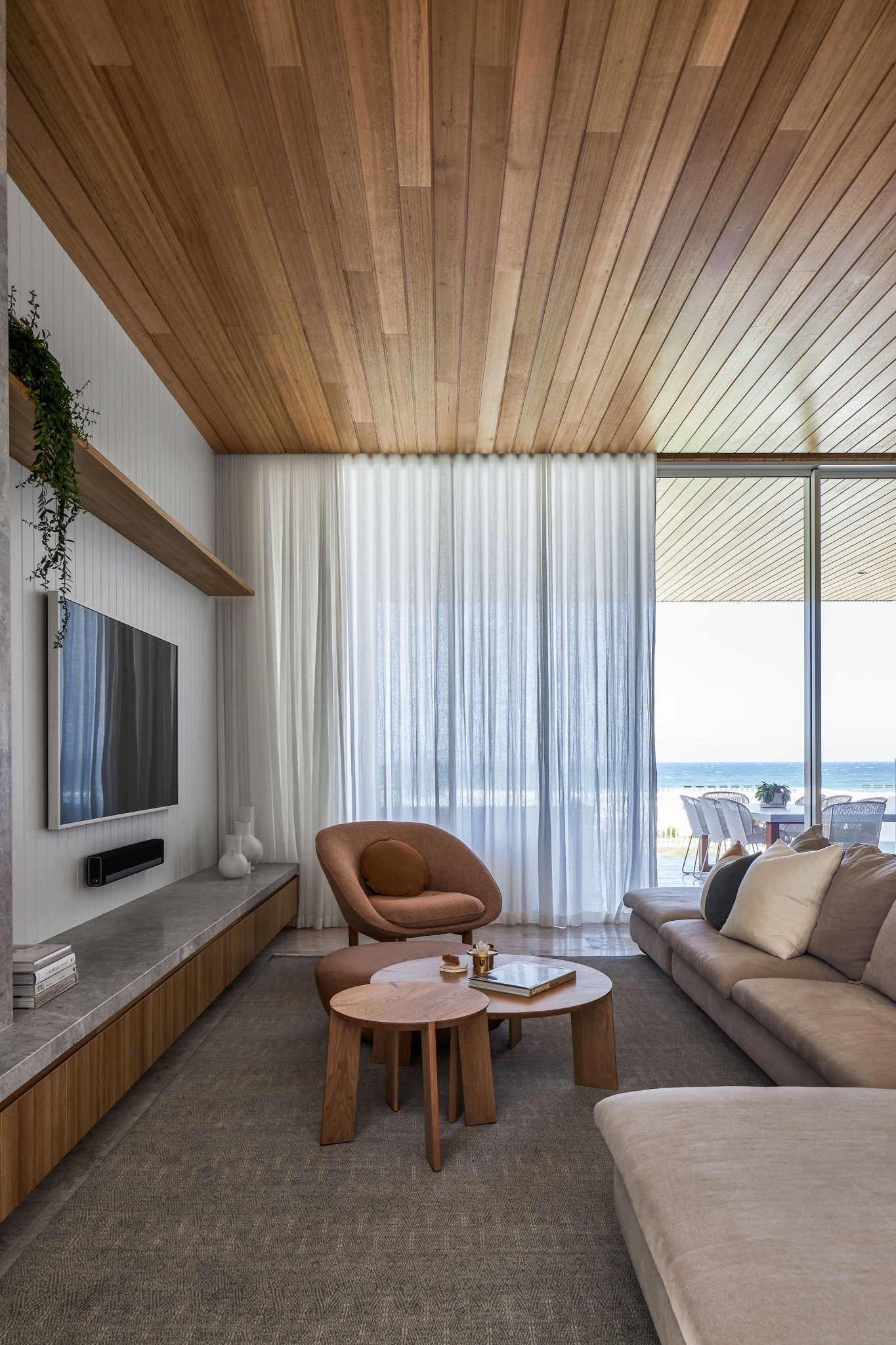 Beach House by BDA Architecture - Project Gallery - The Local Project