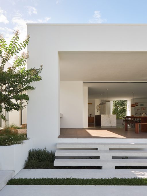 Camp Cove House by Tobias Partners - Video Feature - The Local Project