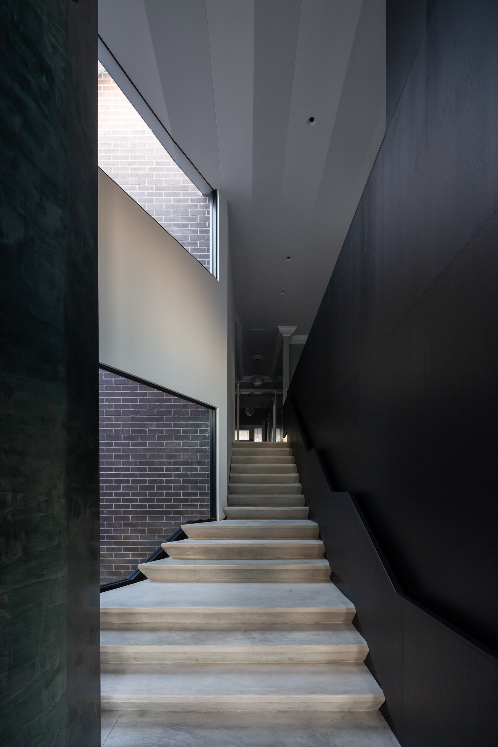 Ground House 107R by David Fewson - Issue 11 Video Feature - The Local ...