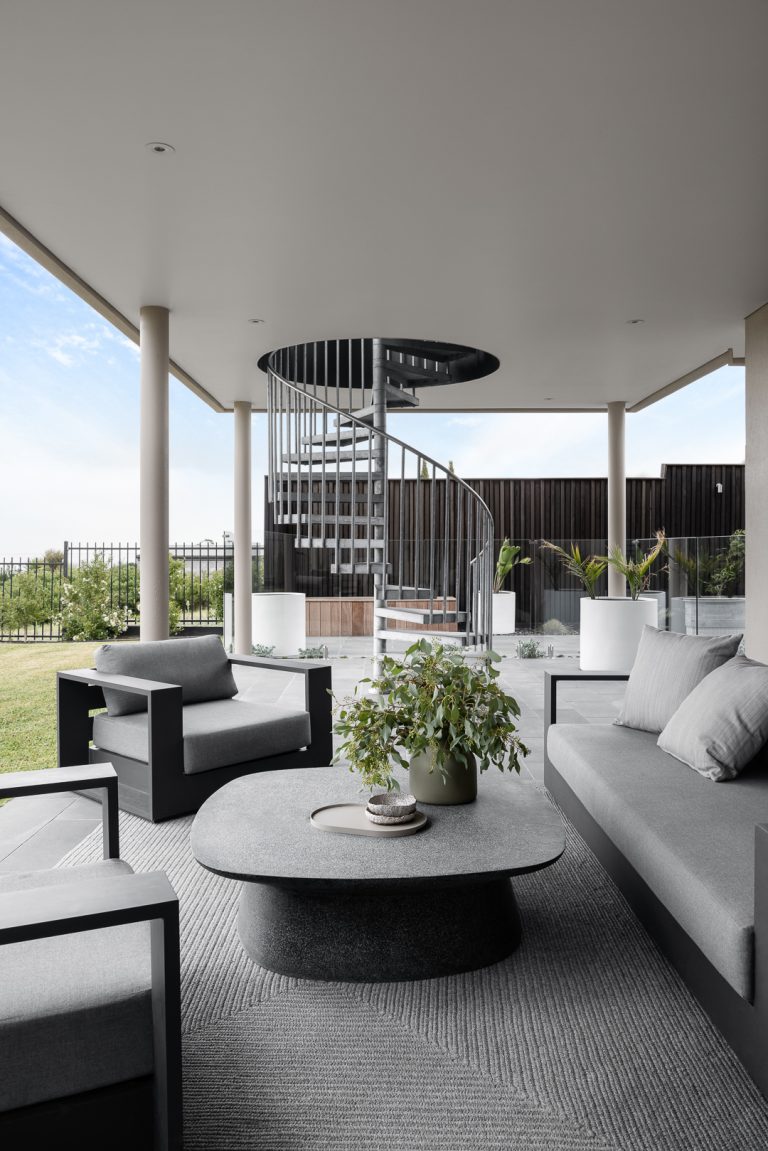 Linear Form by Glenvill Homes - Issue 09 Feature - The Local Project