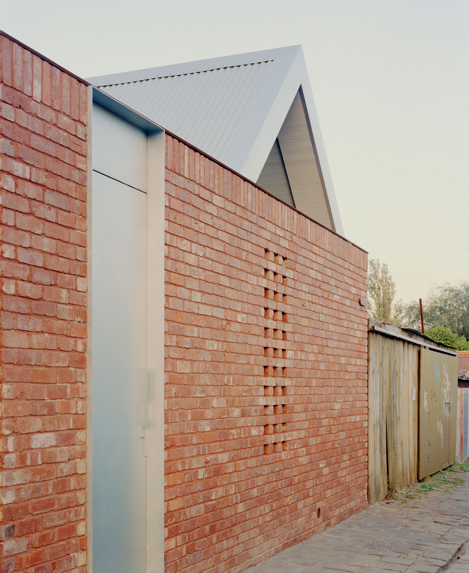 Gable Clerestory House by Sonelo Architects - Project Feature - The ...