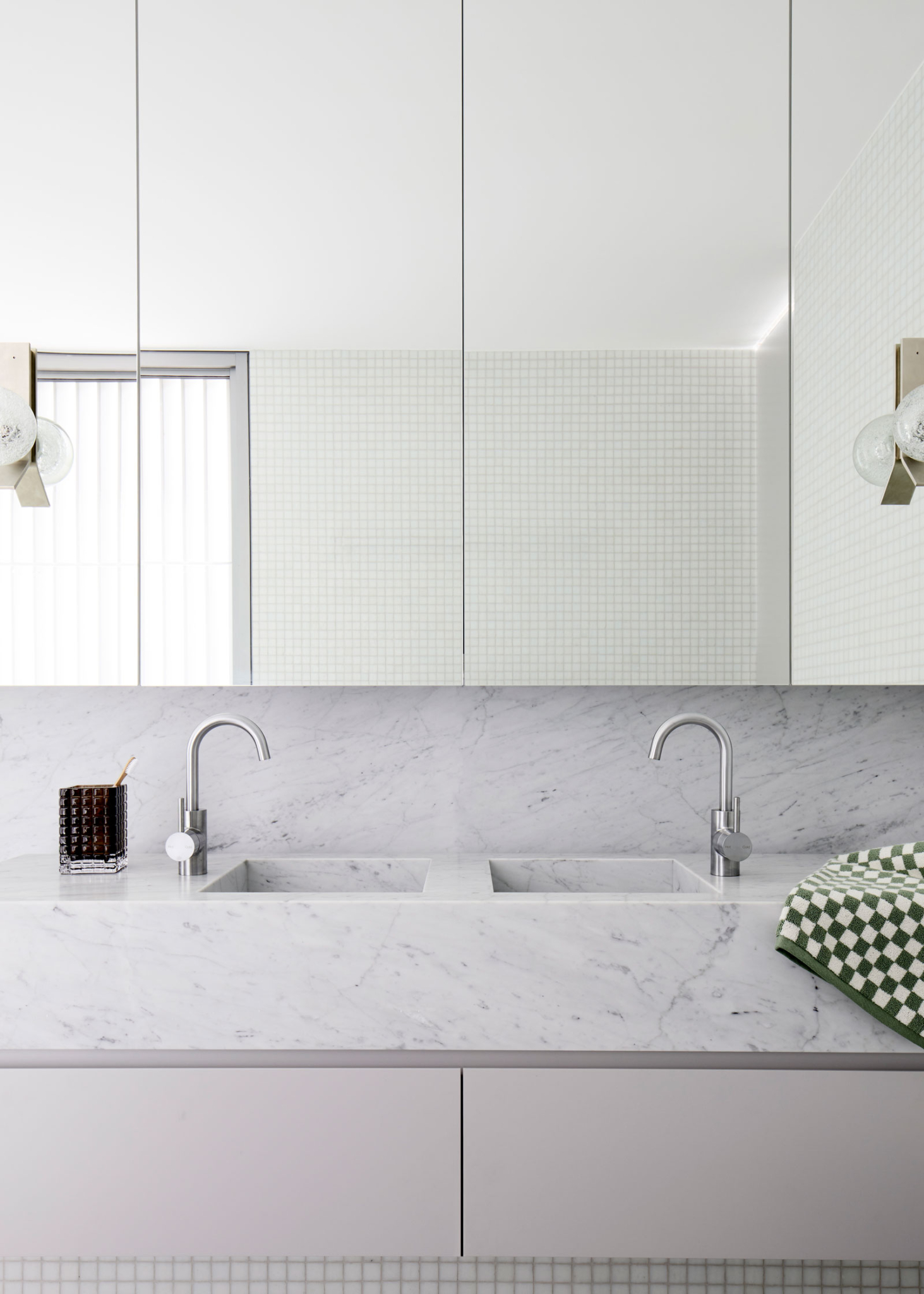 Arch Building and Construction - The Local Project